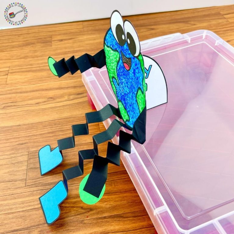Earth Day Crafts for Kindergarten - A Spoonful of Learning