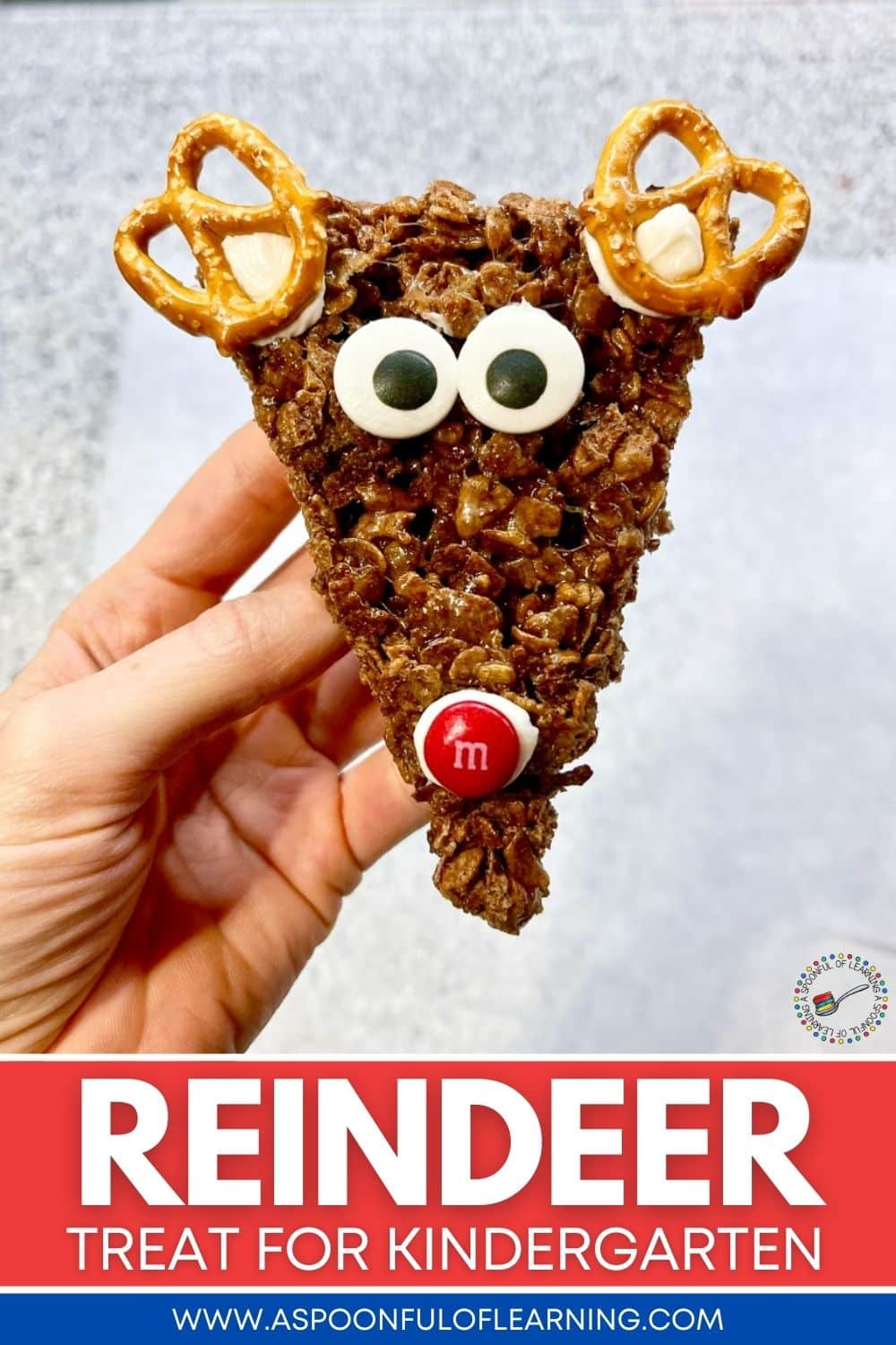 Easy Reindeer Snack for Kindergarten - A Spoonful of Learning