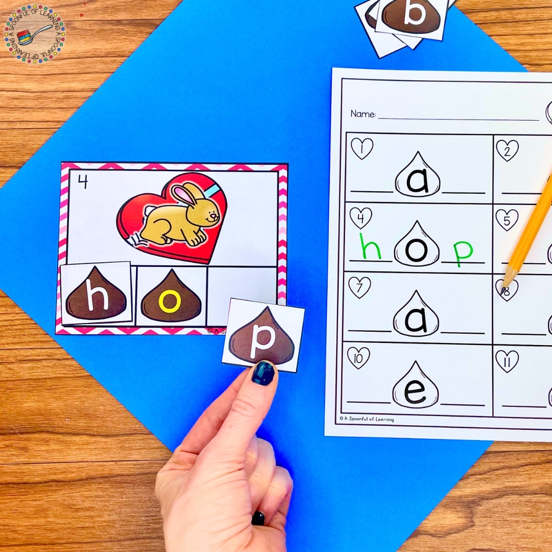 Kindergarten Centers for February - A Spoonful of Learning